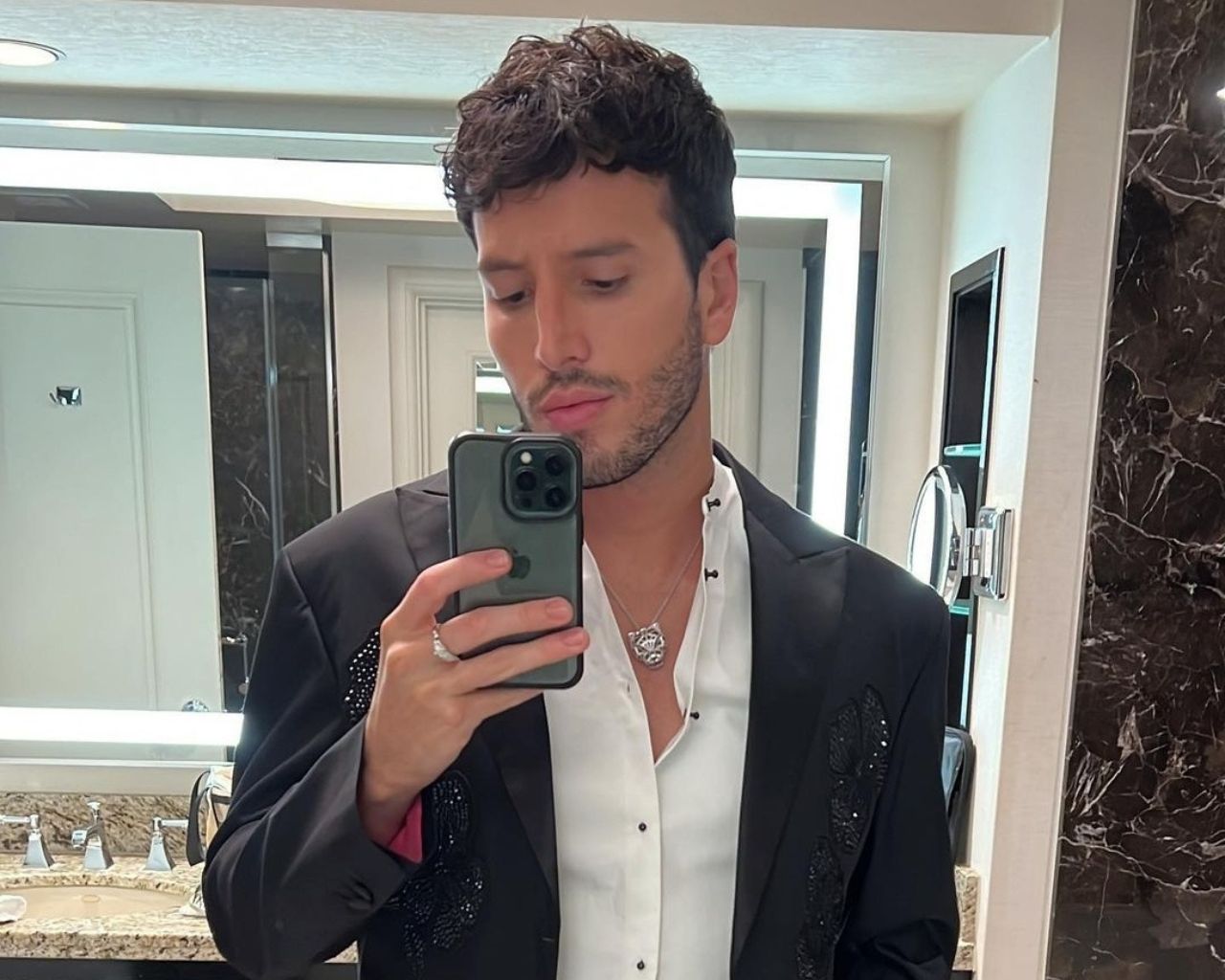 El video de Yatra que subió la temperatura en redes | Confidencial Noticias