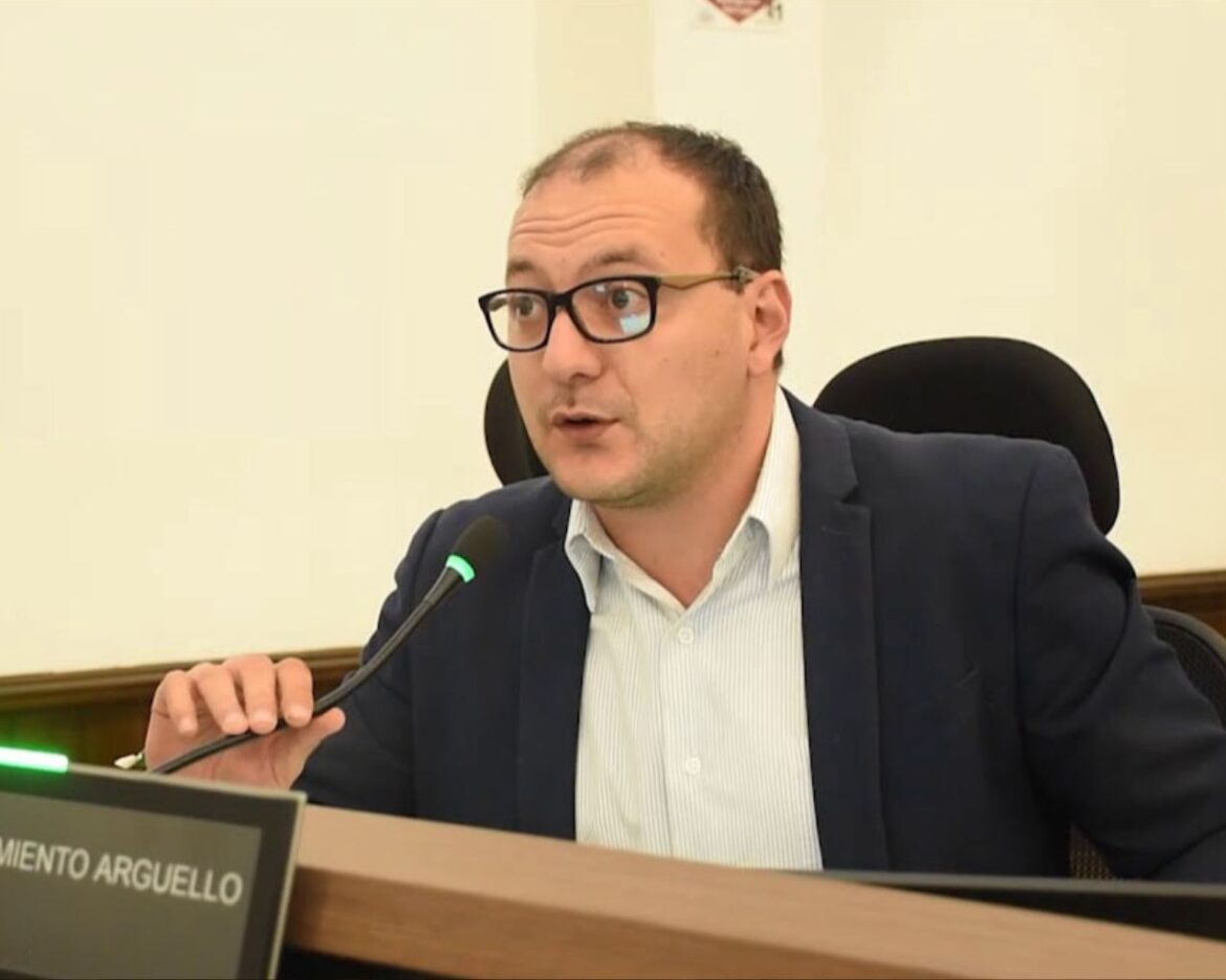 El concejal Manuel Sarmiento estuvo en El Sonajero de Manolito Salazar ...